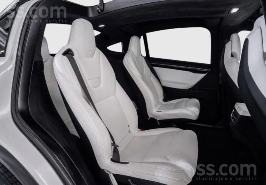 Balts Tesla Model X 2017 Rīga, ar dzinēja tilpumu 0.00 L un nobraukumu 160 tūkst. km par 27900 €, foto 6 vietnē AUTOMOTO.COM.LV