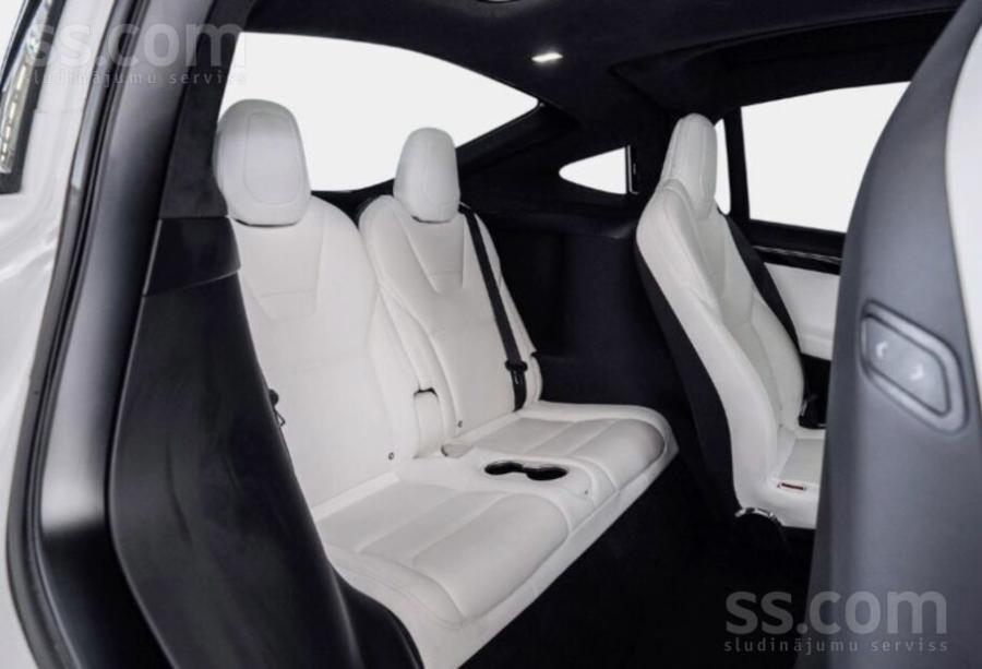 Balts Tesla Model X 2017 Rīga, ar dzinēja tilpumu 0.00 L un nobraukumu 160 tūkst. km par 27900 €, foto 7 vietnē AUTOMOTO.COM.LV