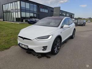 White Tesla Model X 2017 in Vilnius, with an engine capacity of 0.00 L and mileage of 210 thousand km for 23500 €, photo  on AUTOMOTO.COM.LV
