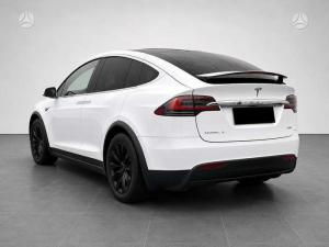 Balts Tesla Model X 2017 Viļņa, ar dzinēja tilpumu 0.00 L un nobraukumu 88 tūkst. km par 21900 €, foto 4 vietnē AUTOMOTO.COM.LV
