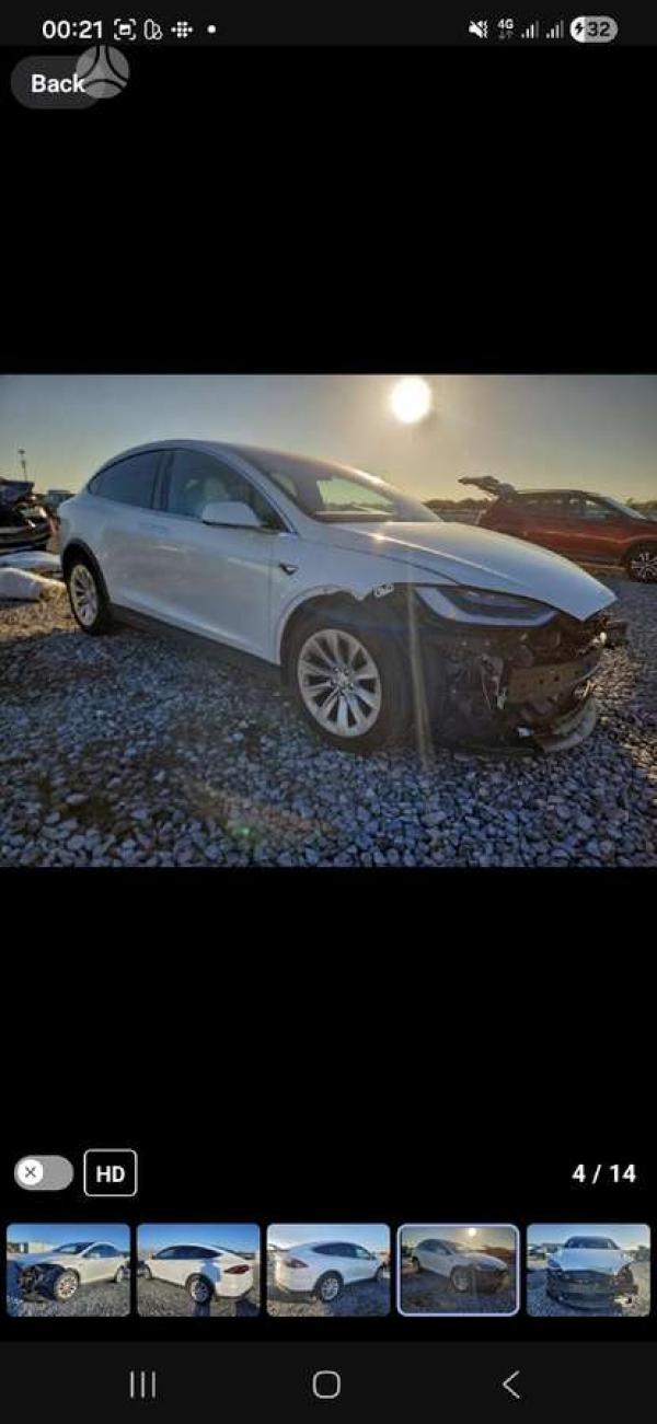 White Tesla Model X 2018 in Klaipeda, with an engine capacity of 0.00 L and mileage of 75 thousand km for 17500 €, photo 2 on AUTOMOTO.COM.LV
