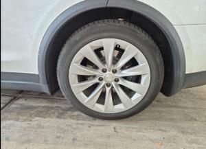 Balts Tesla Model X 2018 Klaipėda, ar dzinēja tilpumu 0.00 L un nobraukumu 47 tūkst. km par 12400 €, foto 14 vietnē AUTOMOTO.COM.LV