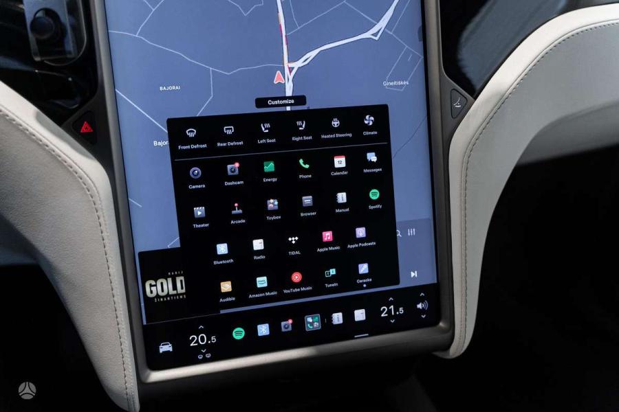 White Tesla Model X 2018 in Vilnius, with an engine capacity of 0.00 L and mileage of 112 thousand km for 24900 €, photo 22 on AUTOMOTO.COM.LV