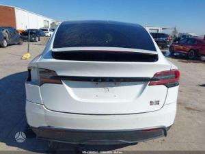 Balts Tesla Model X 2022 Klaipėda, ar dzinēja tilpumu 0.00 L un nobraukumu 150 tūkst. km par 17700 €, foto 16 vietnē AUTOMOTO.COM.LV