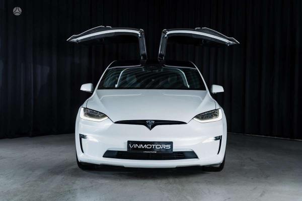 Белый Тесла Модель X 2022 в Вильнюс, объемом двигателя 0.00 л и пробегом 67 тыс. км за 54000 €, фото 8 на AUTOMOTO.COM.LV