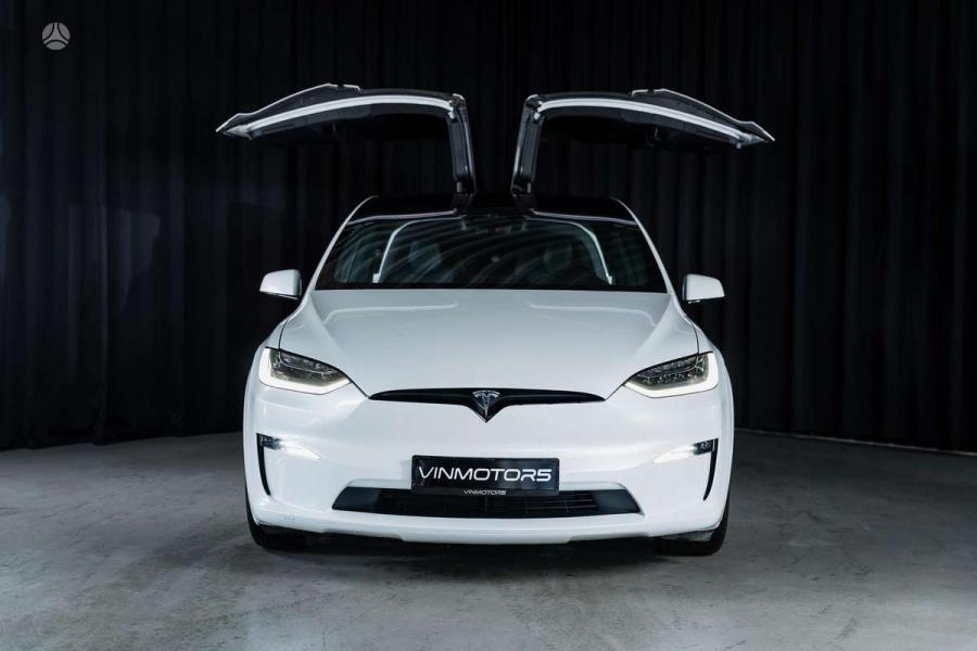 Белый Тесла Модель X 2022 в Вильнюс, объемом двигателя 0.00 л и пробегом 67 тыс. км за 54000 €, фото 8 на AUTOMOTO.COM.LV