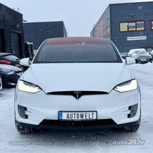 White Tesla Model X 2017 in Tallinn, with an engine capacity of 0.00 L and mileage of 116 thousand km for 36000 €, photo 2 on AUTOMOTO.COM.LV