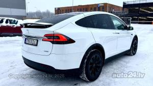White Tesla Model X 2017 in Tallinn, with an engine capacity of 0.00 L and mileage of 116 thousand km for 36000 €, photo 6 on AUTOMOTO.COM.LV
