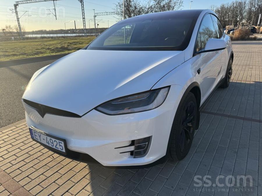 Balts Tesla Model X 2017 Jūrmala, ar dzinēja tilpumu 0.00 L un nobraukumu 158 tūkst. km par 25900 €, foto 2 vietnē AUTOMOTO.COM.LV
