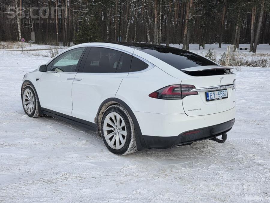 Balts Tesla Model X 2017 Rīga, ar dzinēja tilpumu 0.00 L un nobraukumu 218 tūkst. km par 20450 €, foto 6 vietnē AUTOMOTO.COM.LV