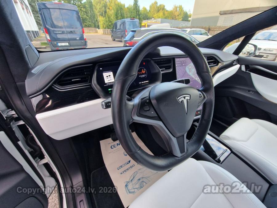 Белый Тесла Модель X 2019 в Тарту, объемом двигателя 0.00 л и пробегом 219 тыс. км за 28490 €, фото 25 на AUTOMOTO.COM.LV
