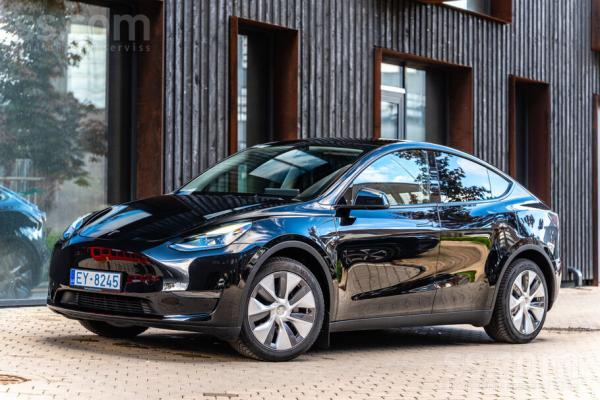 Melns Tesla Model Y 2022 Rīga, ar dzinēja tilpumu 0.00 L un nobraukumu 41 tūkst. km par 38990 €, foto 3 vietnē AUTOMOTO.COM.LV