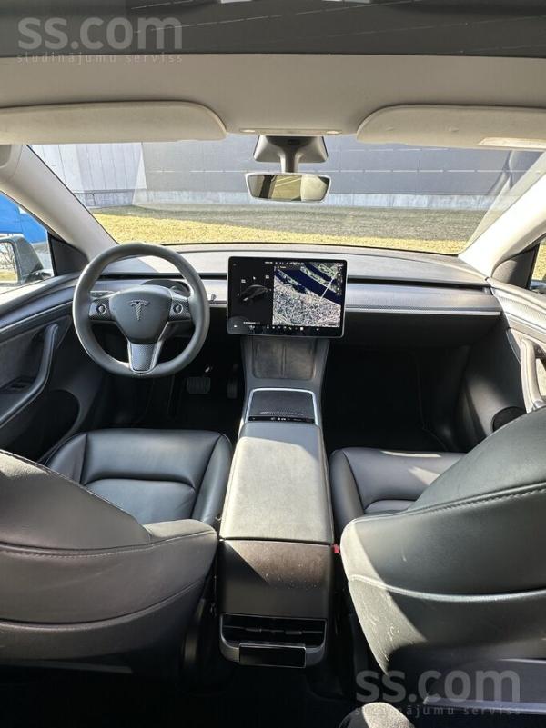 Melns Tesla Model Y 2021 Rīga, ar dzinēja tilpumu 0.00 L un nobraukumu 88 tūkst. km par 30400 €, foto 4 vietnē AUTOMOTO.COM.LV