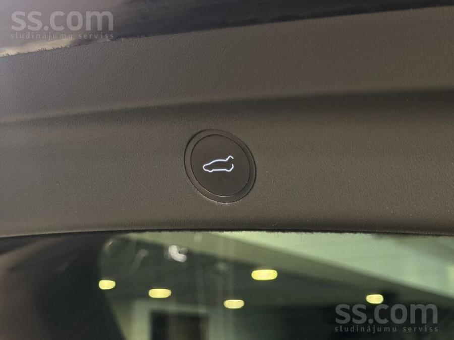 Melns Tesla Model Y 2021 Rīga, ar dzinēja tilpumu 0.00 L un nobraukumu 90 tūkst. km par 31990 €, foto 9 vietnē AUTOMOTO.COM.LV
