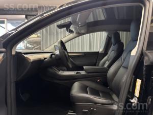 Melns Tesla Model Y 2021 Rīga, ar dzinēja tilpumu 0.00 L un nobraukumu 90 tūkst. km par 31990 €, foto 11 vietnē AUTOMOTO.COM.LV