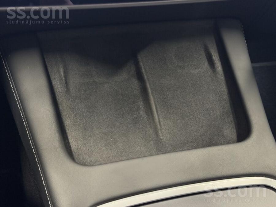 Melns Tesla Model Y 2021 Rīga, ar dzinēja tilpumu 0.00 L un nobraukumu 90 tūkst. km par 31990 €, foto 22 vietnē AUTOMOTO.COM.LV