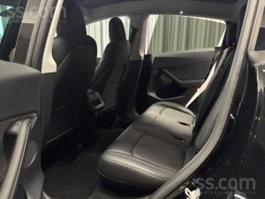 Melns Tesla Model Y 2021 Rīga, ar dzinēja tilpumu 0.00 L un nobraukumu 90 tūkst. km par 31990 €, foto 25 vietnē AUTOMOTO.COM.LV