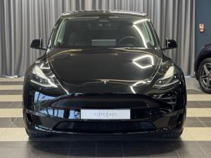 Черный Тесла Модель Y 2021 в Рига, объемом двигателя 0.00 л и пробегом 90 тыс. км за 31990 €, фото  на AUTOMOTO.COM.LV