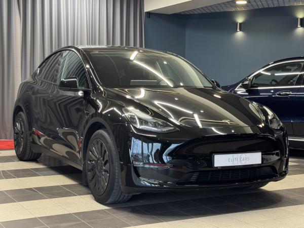 Melns Tesla Model Y 2021 Rīga, ar dzinēja tilpumu 0.00 L un nobraukumu 90 tūkst. km par 31990 €, foto 2 vietnē AUTOMOTO.COM.LV