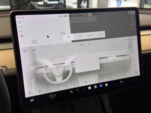 Black Tesla Model Y 2021 in Riga, with an engine capacity of 0.00 L and mileage of 90 thousand km for 31990 €, photo 20 on AUTOMOTO.COM.LV