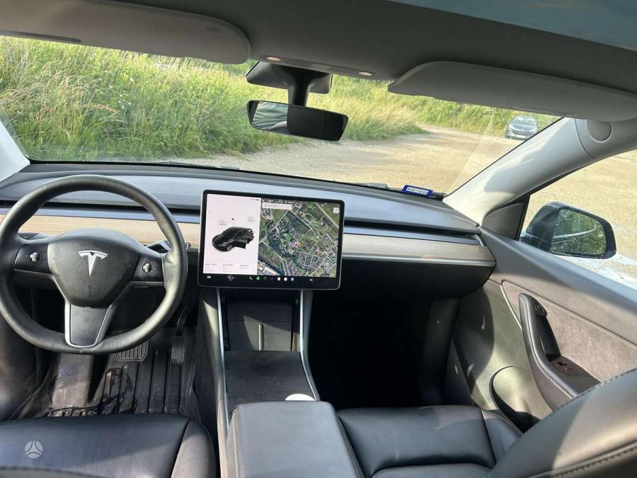 Melns Tesla Model Y 2021 Klaipėda, ar dzinēja tilpumu 0.00 L un nobraukumu 101 tūkst. km par 21999 €, foto 8 vietnē AUTOMOTO.COM.LV