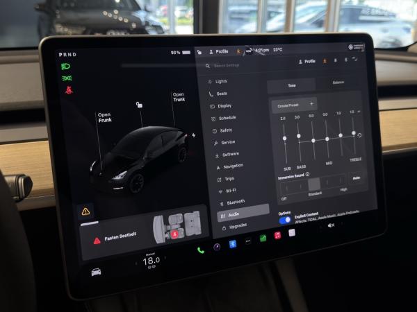 Melns Tesla Model Y 2021 Rīga, ar dzinēja tilpumu 0.00 L un nobraukumu 106 tūkst. km par 32990 €, foto 10 vietnē AUTOMOTO.COM.LV