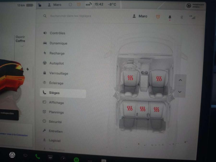 Black Tesla Model Y 2022 in Telschi, with an engine capacity of 0.00 L and mileage of 95 thousand km for 14700 €, photo 18 on AUTOMOTO.COM.LV