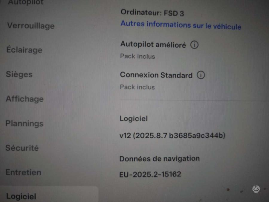 Черный Тесла Модель Y 2022 в Тельшяй, объемом двигателя 0.00 л и пробегом 95 тыс. км за 14200 €, фото 20 на AUTOMOTO.COM.LV