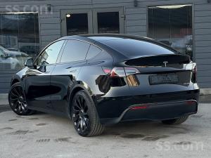 Черный Тесла Модель Y 2022 в Елгава, объемом двигателя 0.00 л и пробегом 80 тыс. км за 33900 €, фото 3 на AUTOMOTO.COM.LV
