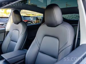 Black Tesla Model Y 2022 in Jurmala, with an engine capacity of 0.00 L and mileage of 40 thousand km for 38750 €, photo 19 on AUTOMOTO.COM.LV