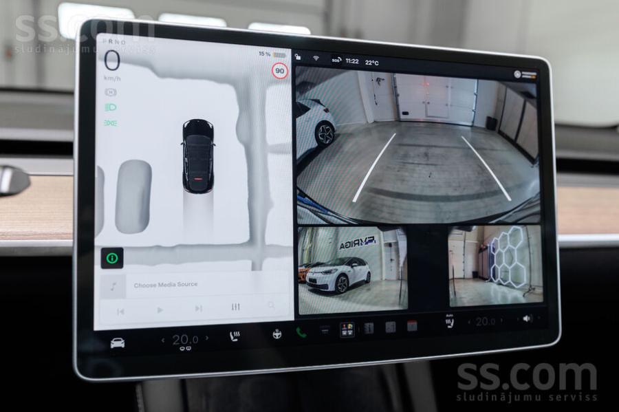 Black Tesla Model Y 2022 in Riga, with an engine capacity of 0.00 L and mileage of 79 thousand km for 34740 €, photo 22 on AUTOMOTO.COM.LV