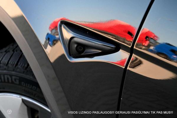 Black Tesla Model Y 2022 in Kretinga, with an engine capacity of 0.00 L and mileage of 70 thousand km for 28699 €, photo 8 on AUTOMOTO.COM.LV