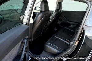 Black Tesla Model Y 2022 in Kretinga, with an engine capacity of 0.00 L and mileage of 70 thousand km for 28699 €, photo 24 on AUTOMOTO.COM.LV