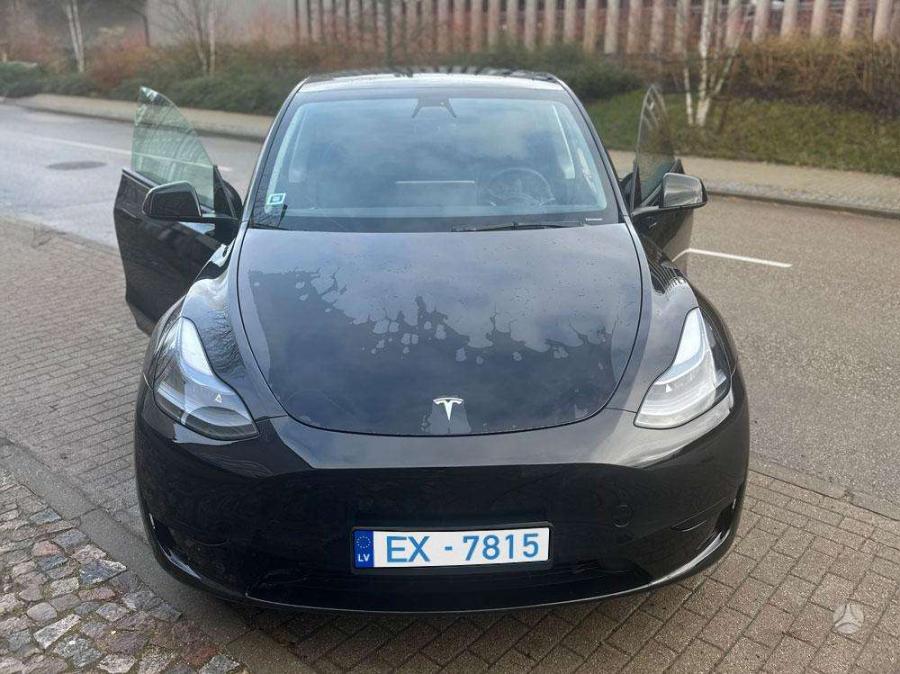 Melns Tesla Model Y 2022 Rīga, ar dzinēja tilpumu 0.00 L un nobraukumu 121 tūkst. km par 30000 €, foto 11 vietnē AUTOMOTO.COM.LV