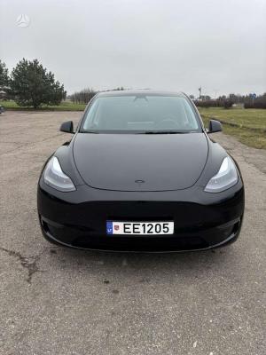 Black Tesla Model Y 2023 in Kaunas, with an engine capacity of 0.00 L and mileage of 60 thousand km for 30990 €, photo 7 on AUTOMOTO.COM.LV
