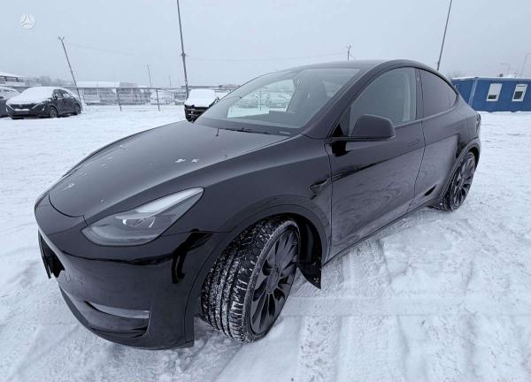 Melns Tesla Model Y 2023 Šauļi, ar dzinēja tilpumu 0.00 L un nobraukumu 86 tūkst. km par 32900 €, foto 10 vietnē AUTOMOTO.COM.LV