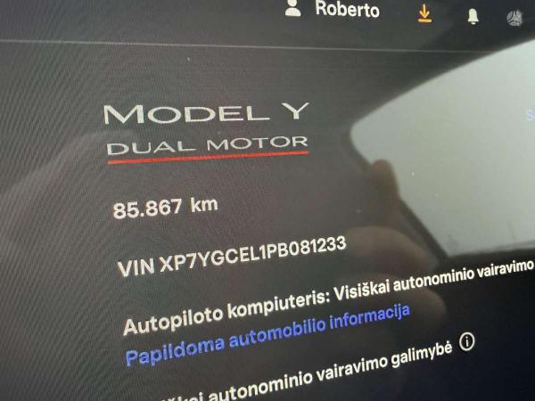 Black Tesla Model Y 2023 in Siauliai, with an engine capacity of 0.00 L and mileage of 86 thousand km for 32900 €, photo 11 on AUTOMOTO.COM.LV