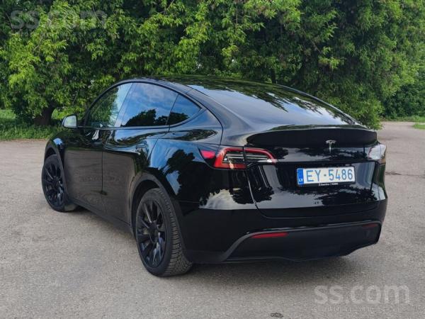 Melns Tesla Model Y 2023 Rīga, ar dzinēja tilpumu 0.00 L un nobraukumu 100 tūkst. km par 28000 €, foto 4 vietnē AUTOMOTO.COM.LV
