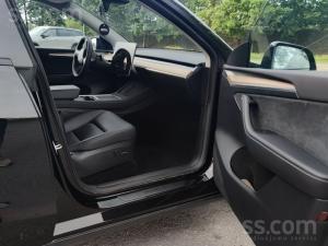 Melns Tesla Model Y 2023 Rīga, ar dzinēja tilpumu 0.00 L un nobraukumu 100 tūkst. km par 28000 €, foto 7 vietnē AUTOMOTO.COM.LV