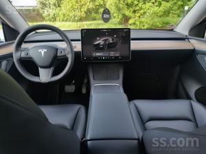 Melns Tesla Model Y 2023 Rīga, ar dzinēja tilpumu 0.00 L un nobraukumu 100 tūkst. km par 28000 €, foto 14 vietnē AUTOMOTO.COM.LV