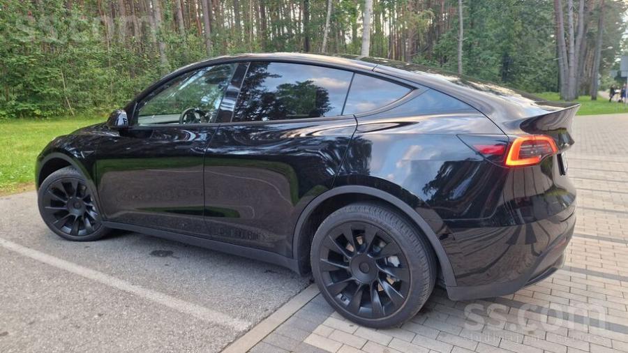 Melns Tesla Model Y 2023 Rīga, ar dzinēja tilpumu 0.00 L un nobraukumu 24 tūkst. km par 33800 €, foto 6 vietnē AUTOMOTO.COM.LV