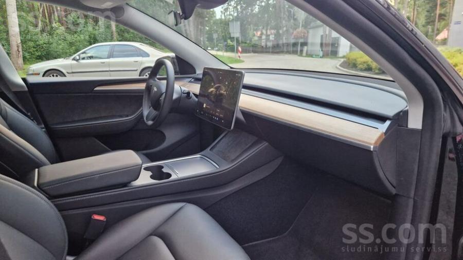 Melns Tesla Model Y 2023 Rīga, ar dzinēja tilpumu 0.00 L un nobraukumu 24 tūkst. km par 33800 €, foto 13 vietnē AUTOMOTO.COM.LV