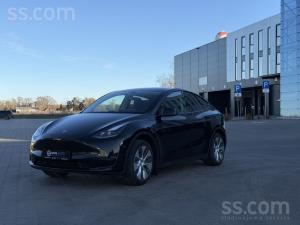 Черный Тесла Модель Y 2023 в Рига, объемом двигателя 0.00 л и пробегом 62 тыс. км за 38900 €, фото 4 на AUTOMOTO.COM.LV
