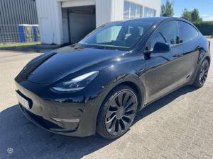 Black Tesla Model Y 2023 in Taurage, with an engine capacity of 0.00 L and mileage of 40 thousand km for 28500 €, photo 6 on AUTOMOTO.COM.LV
