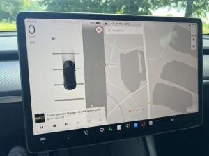 Black Tesla Model Y 2023 in Taurage, with an engine capacity of 0.00 L and mileage of 40 thousand km for 28500 €, photo 10 on AUTOMOTO.COM.LV