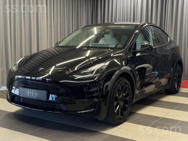 Black Tesla Model Y 2023 in Riga, with an engine capacity of 0.00 L and mileage of 60 thousand km for 35990 €, photo 1 on AUTOMOTO.COM.LV
