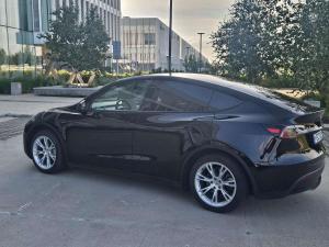 Melns Tesla Model Y 2023 Viļņa, ar dzinēja tilpumu 0.00 L un nobraukumu 60 tūkst. km par 25860 €, foto 11 vietnē AUTOMOTO.COM.LV