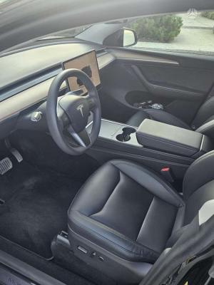 Melns Tesla Model Y 2023 Viļņa, ar dzinēja tilpumu 0.00 L un nobraukumu 60 tūkst. km par 25860 €, foto 14 vietnē AUTOMOTO.COM.LV