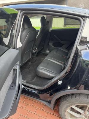 Melns Tesla Model Y 2023 Viļņa, ar dzinēja tilpumu 0.00 L un nobraukumu 100 tūkst. km par 29000 €, foto 7 vietnē AUTOMOTO.COM.LV