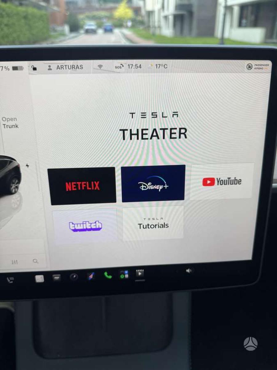 Melns Tesla Model Y 2023 Viļņa, ar dzinēja tilpumu 0.00 L un nobraukumu 100 tūkst. km par 29000 €, foto 12 vietnē AUTOMOTO.COM.LV